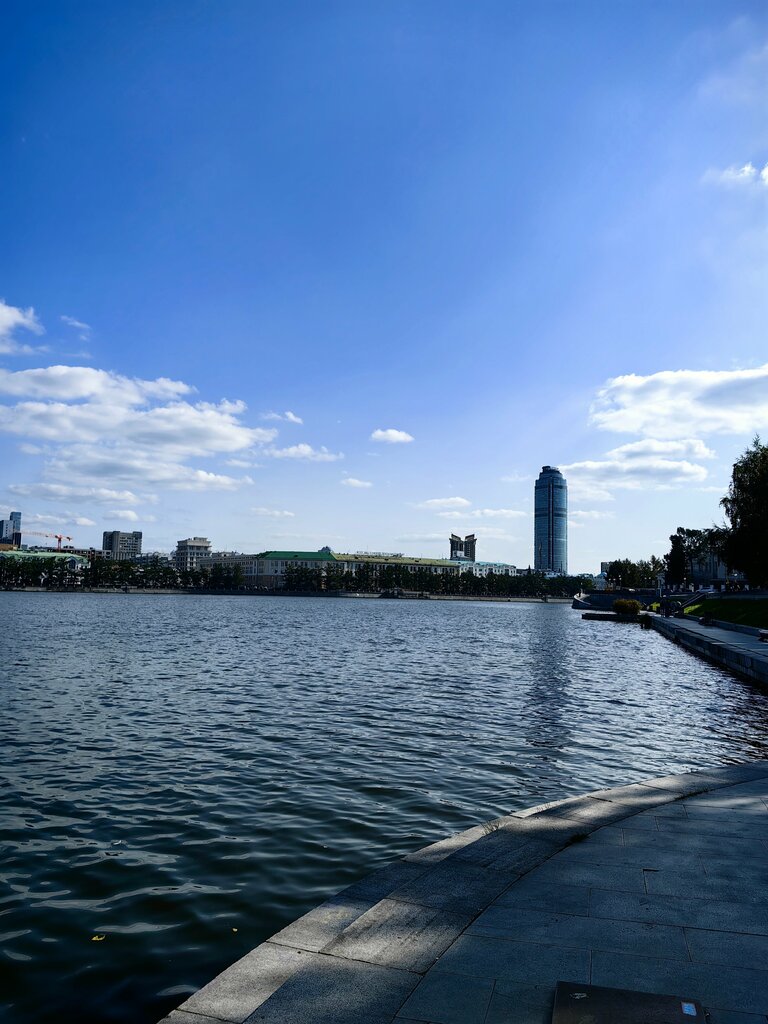 Seyir terası Смотровая площадка, Yekaterinburg, foto