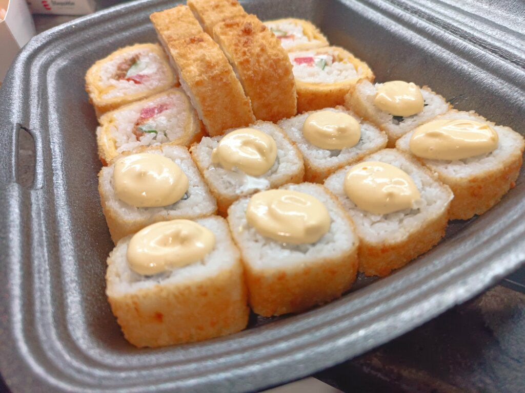 Suşi ve asya ürünleri YobiDoyobi, Soçi, foto