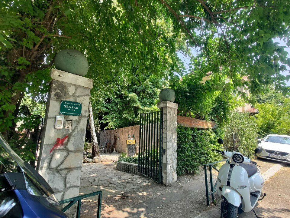 Tenis kulüpleri ve kortları Teniski Klub Senjak, Belgrad, foto