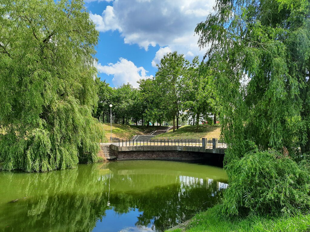 Meydan Skvier Amara Chajama, Minsk, foto