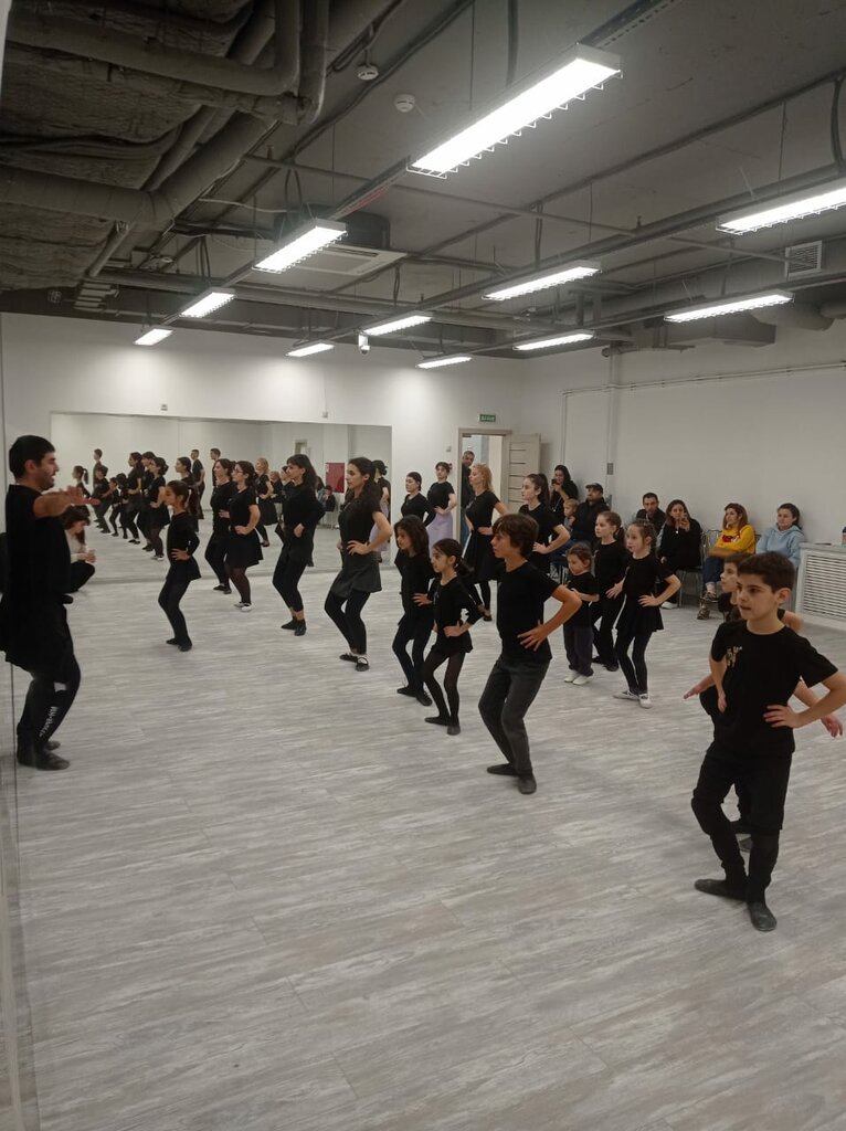 Dans okulları Аллон, Moskova, foto