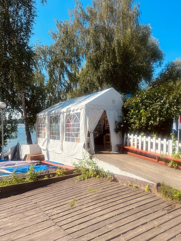 Yat kulüpleri Overlapped, Moskova, foto