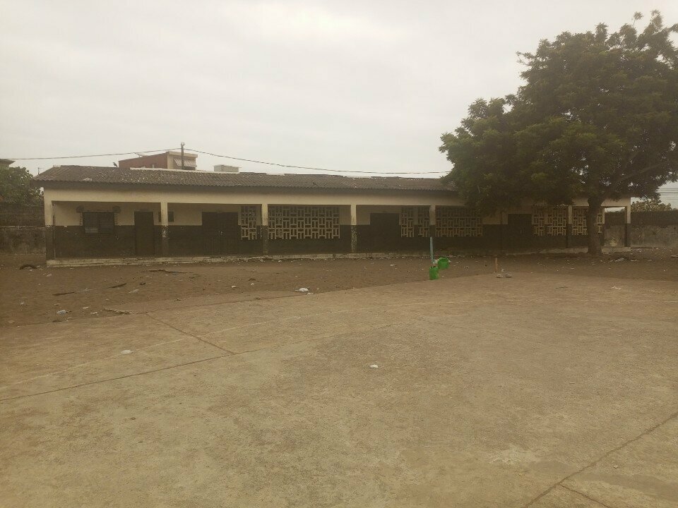 i̇lkokul Vbad School Group Behind Wharf, Abican, foto