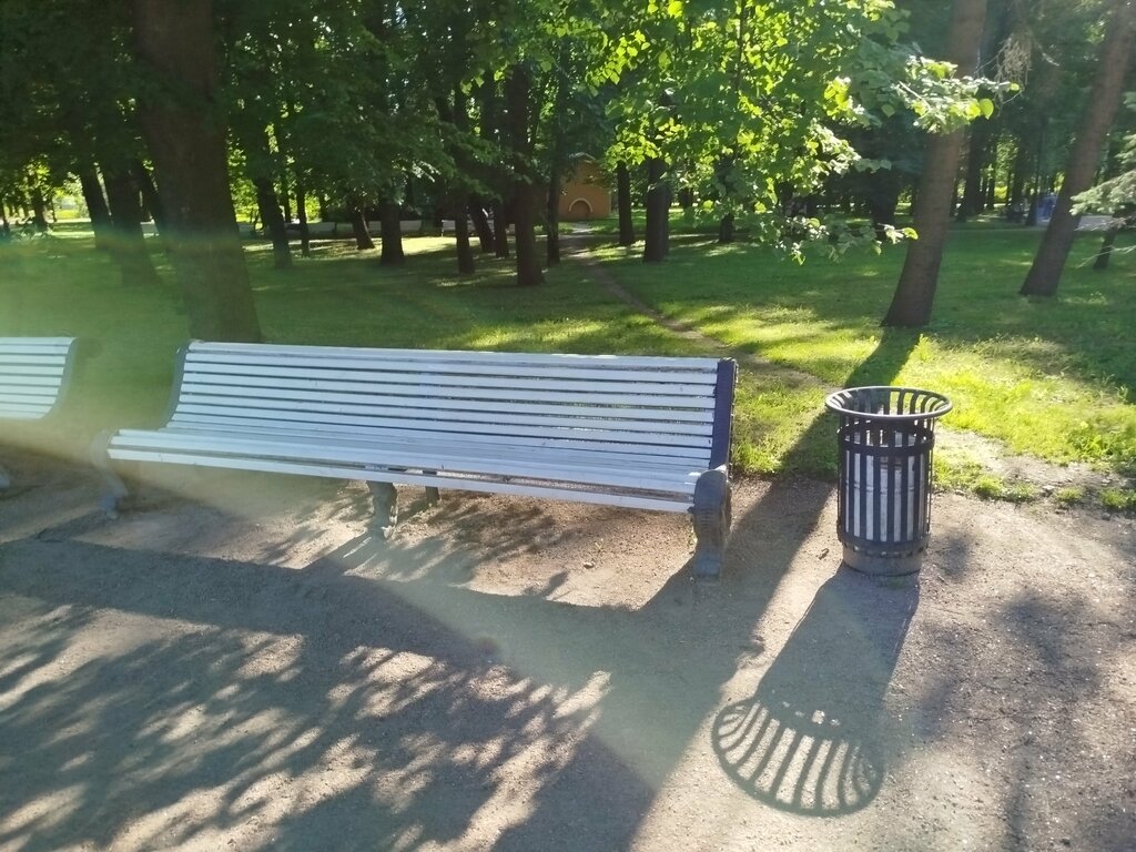Bank Bench, Saint‑Petersburg, foto