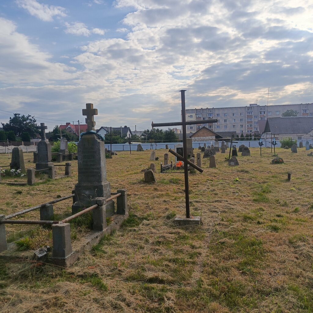 Mezarlıklar Biarozawskija mogilki, Brest, foto