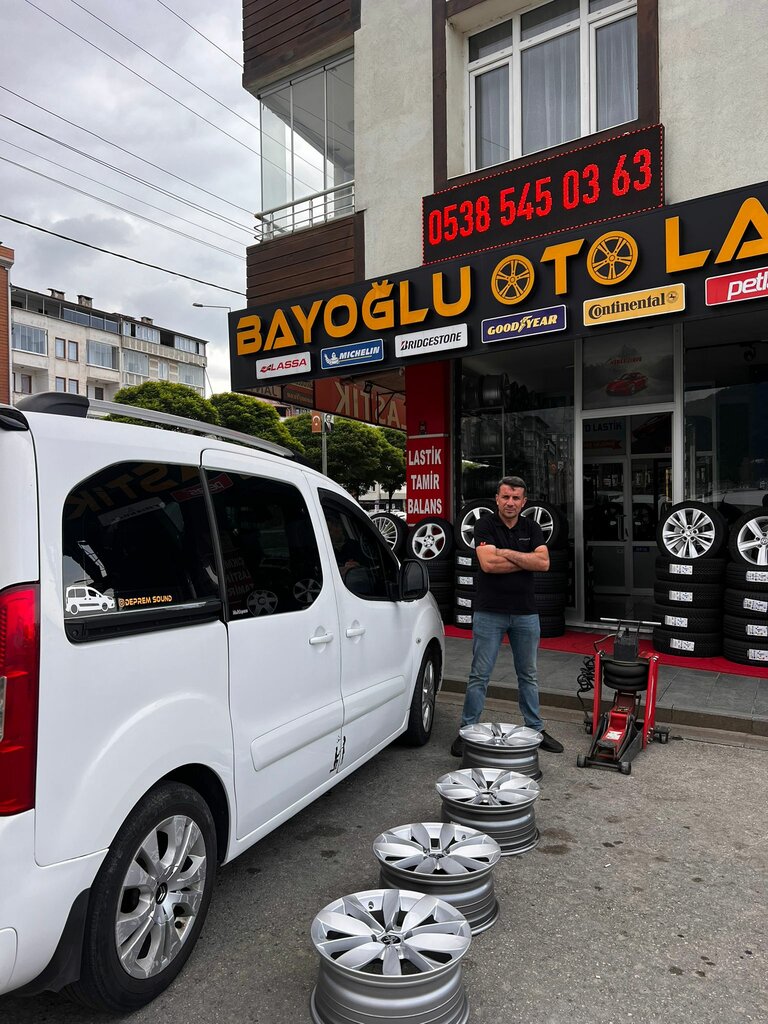 Jant ve lastikçiler Bayoğlu Oto Lastik Ve Jant Merkezi, Of, foto