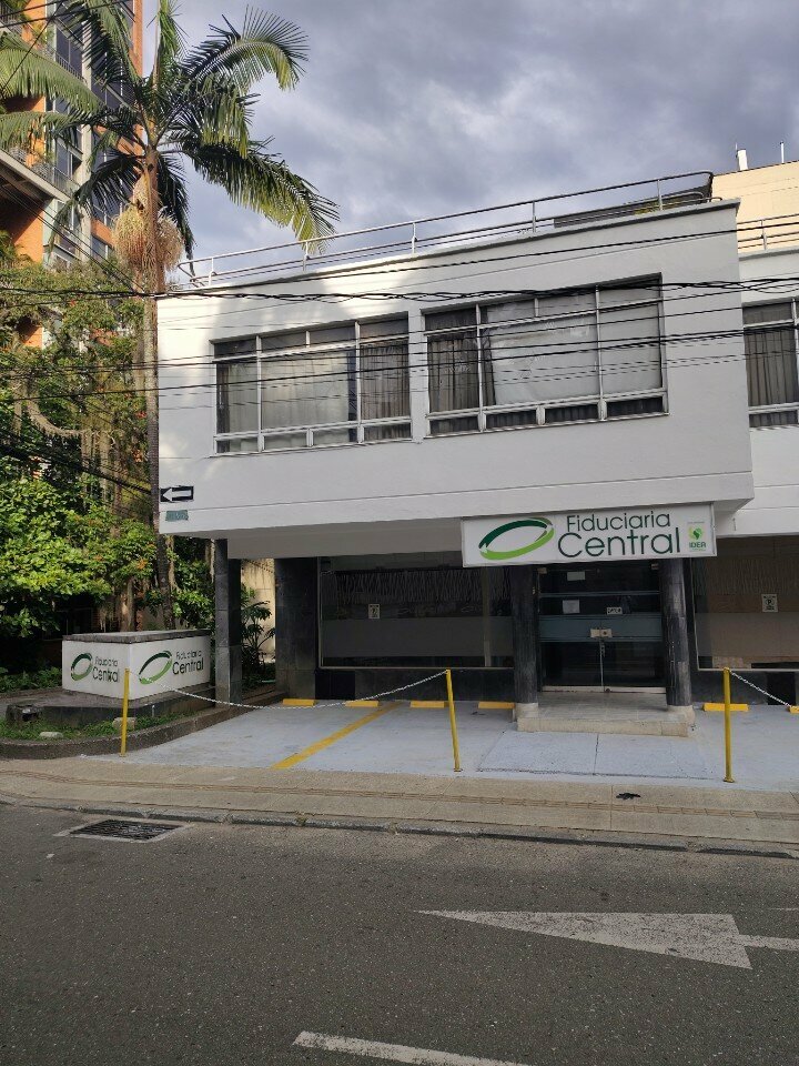 Mali denetleme şirketleri Central Fiduciary, Medellin, foto