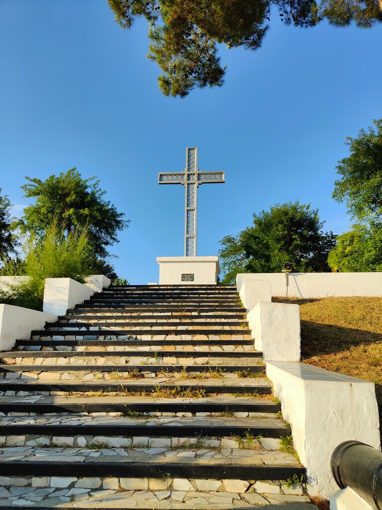 Şapel, haç anıtı Памятный крест Архипу Осипову, Krasnodarski krayı, foto