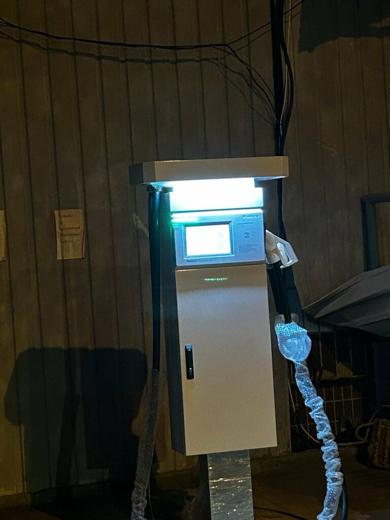 Elektrikli oto şarj istasyonları IT Charge, Moskova, foto