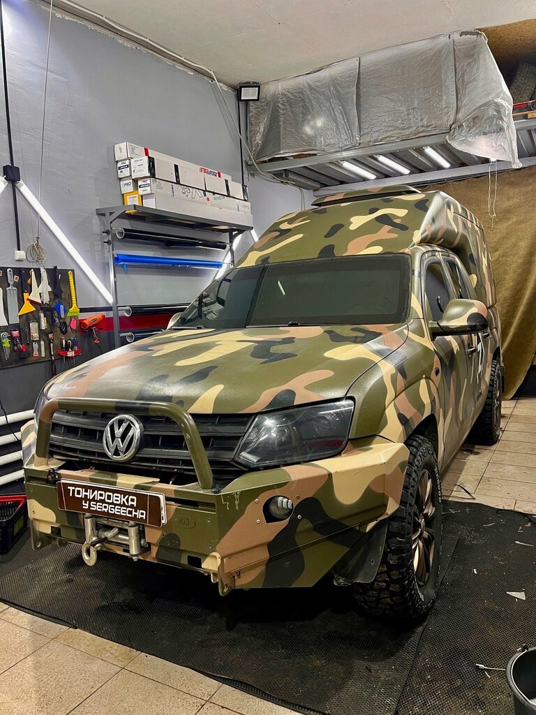 Araç camlarının renklendirilmesi Тонировка у Sergeecha, Nijegorodskaya oblastı, foto