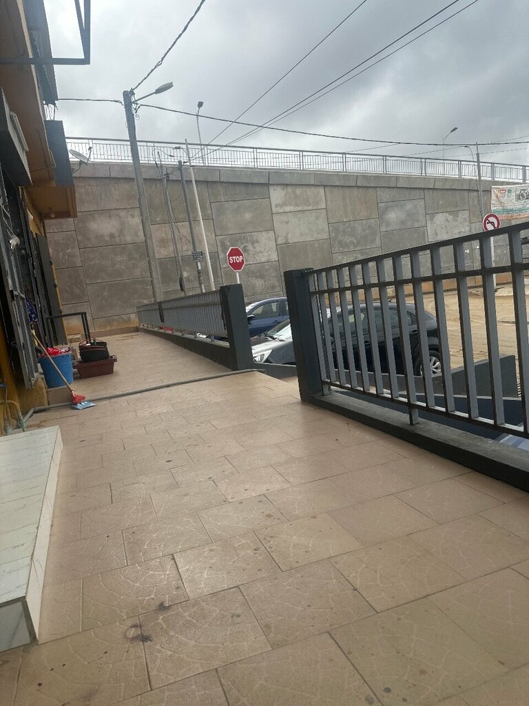 Çok amaçlı spor tesisleri Sports Complex of Minister Street, Abican, foto