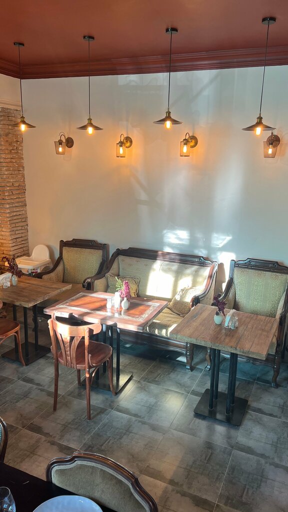 Restoran MaDé, Batum, foto