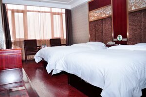 GreenTree Inn LanZhou Railway Station East Rd (Gansu Province, Lanzhou, Line 1, North Square of Lanzhou West Railway Station metro station), otel  Lanzhou'dan