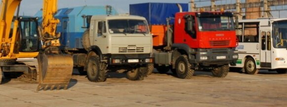 Kamyonların onarımı Ремонт грузовых автомобилей, Kaçkanar, foto