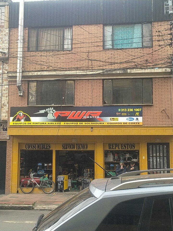 Elektrik ve benzinle çalışan aletler Pwr Master, Bogota, foto