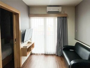 Twin Tower Hotel & Residence (Jalan Kalisari I 1,Kapasari,Kecamatan Genteng,Surabaya 60272,Jawa Timur,), otel  Surabaya'dan