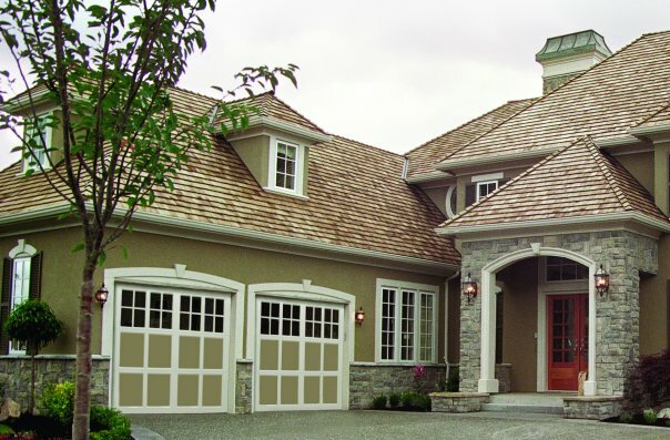 Kapılar Fenton Garage Doors Inc, New York, foto