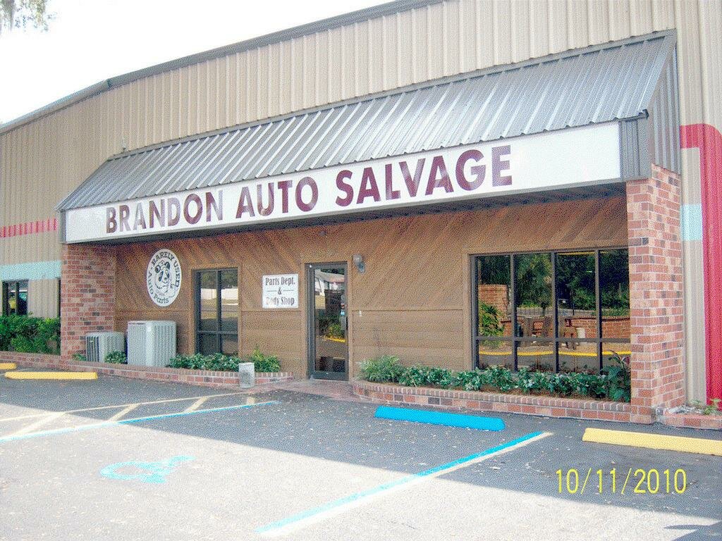 Jant ve lastikçiler Brandon Auto Services, Brandon, foto