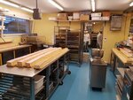 Bäckerei Konditorei Confiserie Café Kuhnen (Bern, Obersimmental, Lischmattenstrasse, 1), ekmek fırını  Bern'den