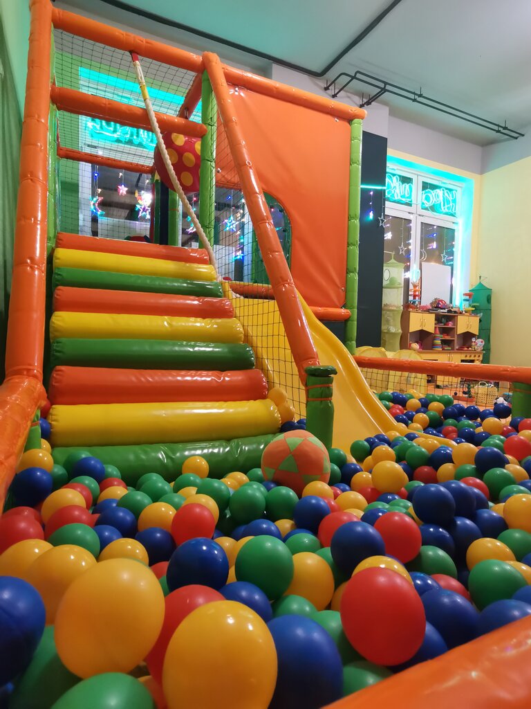 Oyun odası Kroshkigoroshki, Murino, foto