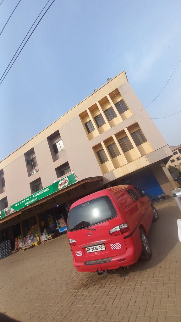 Toptan satış mağazaları Ophiasare Enterprise, Dünya, foto