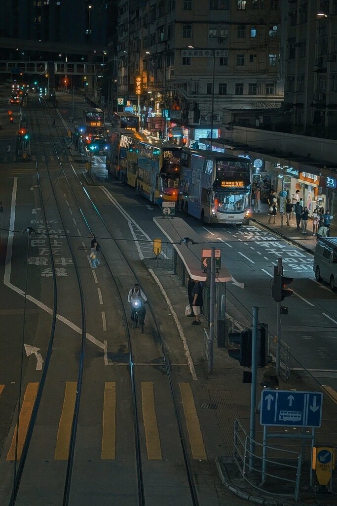 Toplu taşıma durağı Tai On Street, Hong Kong, foto