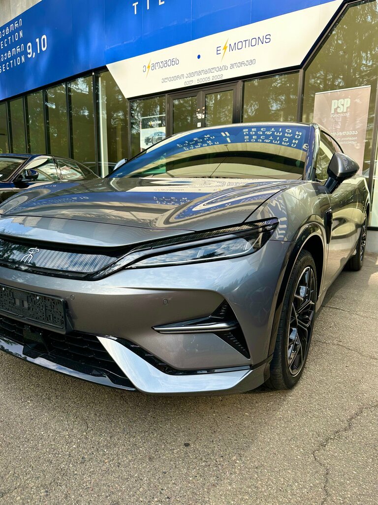 Otomobil satış galerileri Byd Emotion, Tiflis, foto