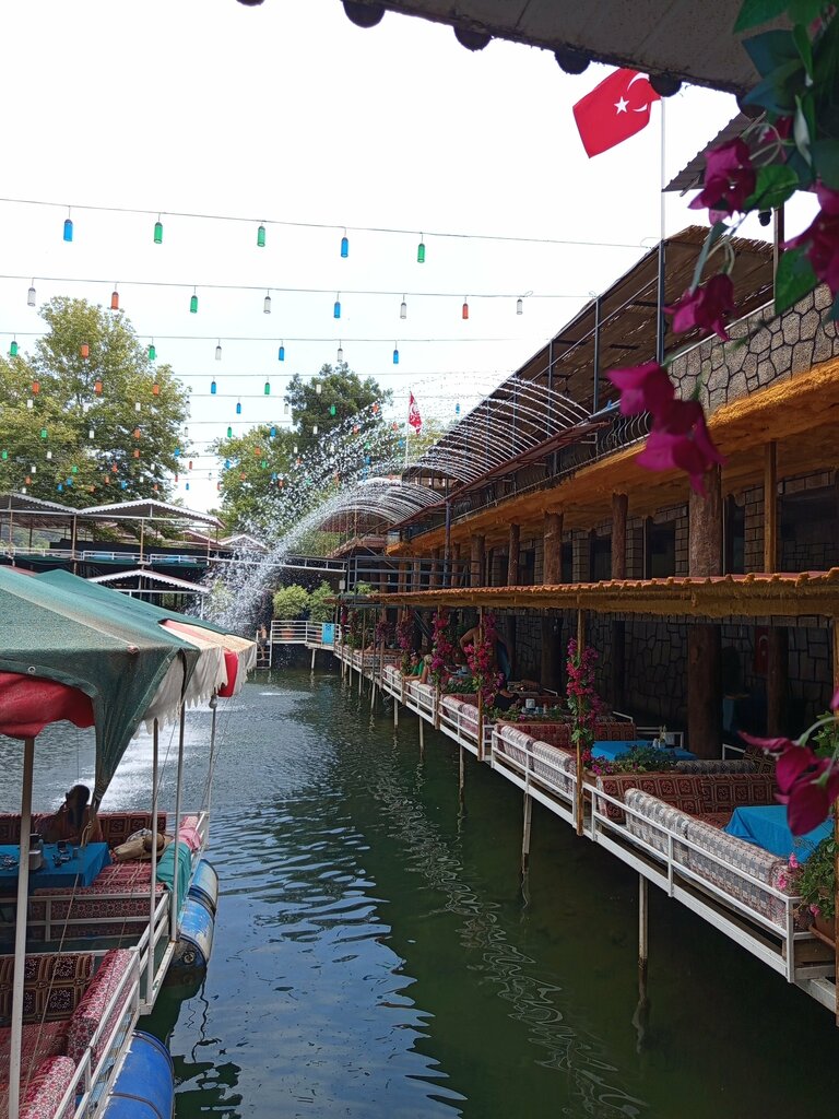 Restoran Kervansaray Piknik, Alanya, foto