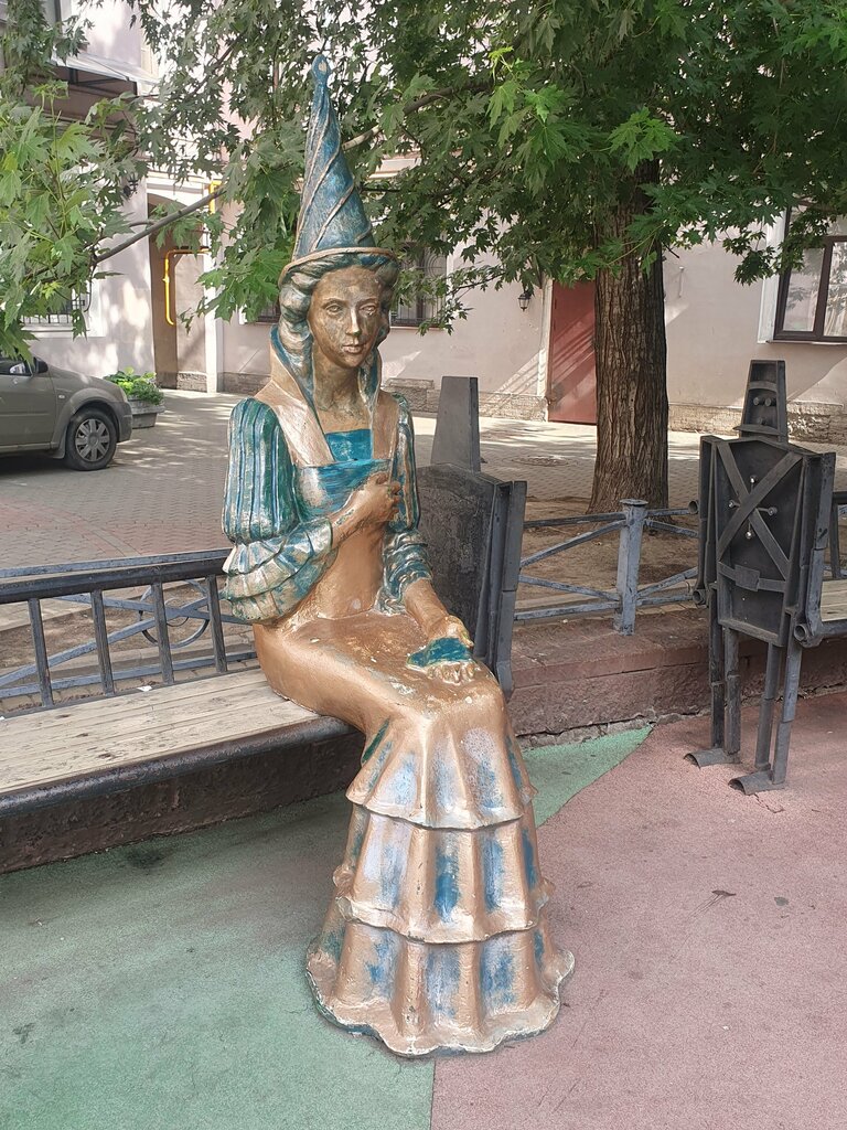 Park, sokak heykeli Стелла волшебница, Saint‑Petersburg, foto