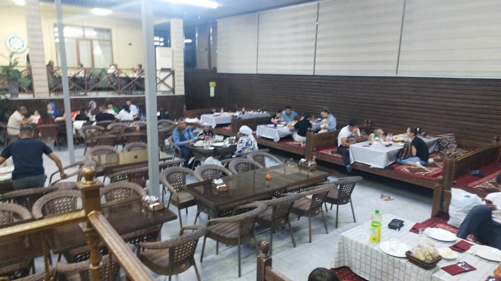 Kafe U Rustama, Talgar, foto