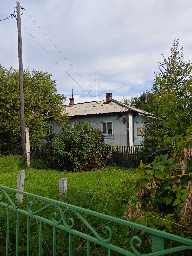 Turistik yerler Красивый дом, Novosibirskaya oblastı, foto