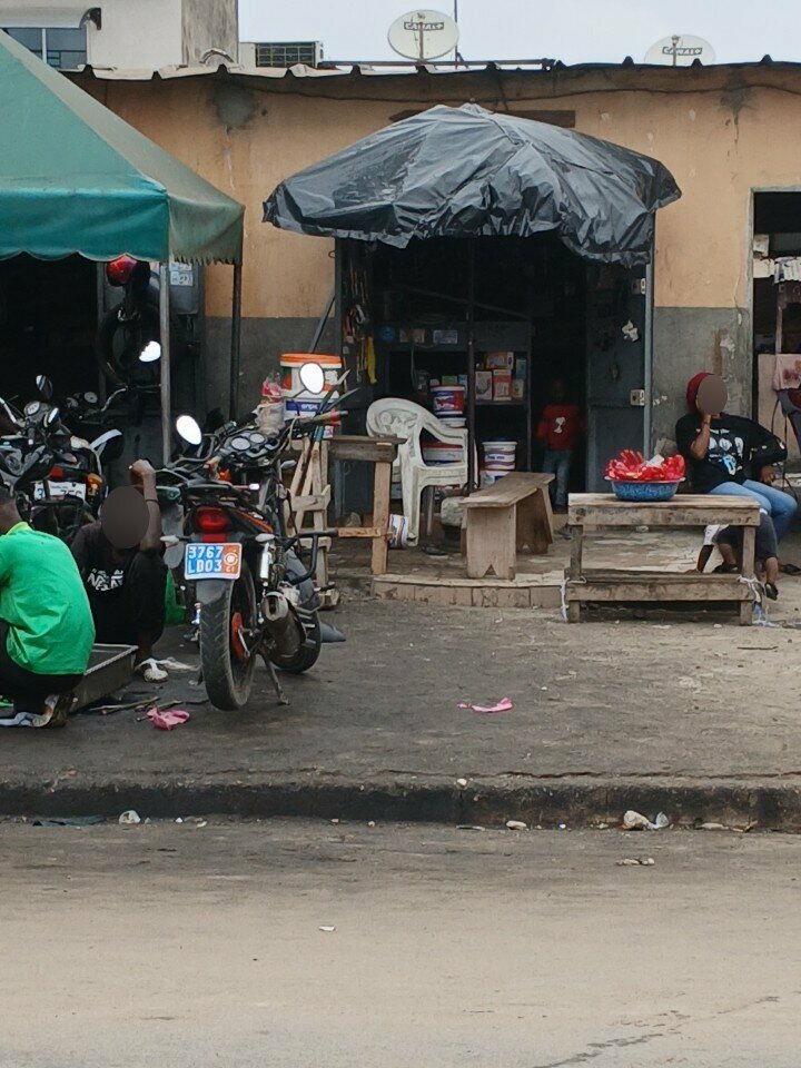 Yol yapımı ve bakımı Afribacom, Abican, foto