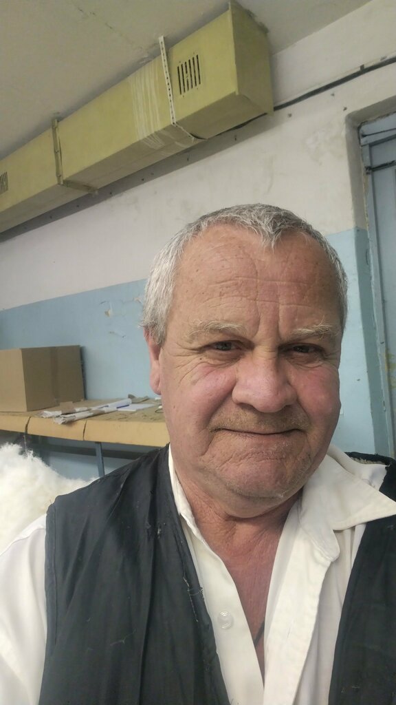 Dikiş malzemeleri Vitebchanka Kupp filial V g/P Vetrino, Vitebskaya oblastı, foto