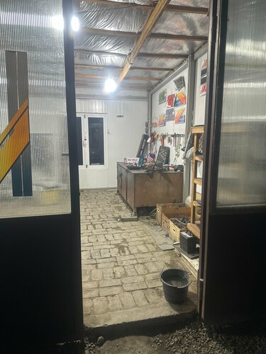 Otomobil servisi Avto Elektrik, Nevai eyaleti, foto