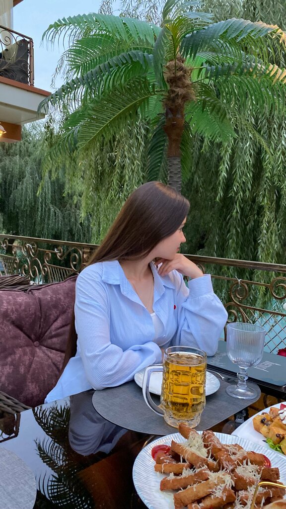 Restoran Ресторан Олтин Диёр Чирчик, Çırçık, foto