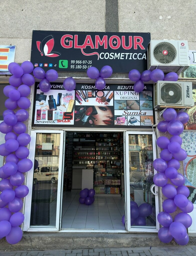 Giyim mağazası Men's Clothing, Semerkant, foto