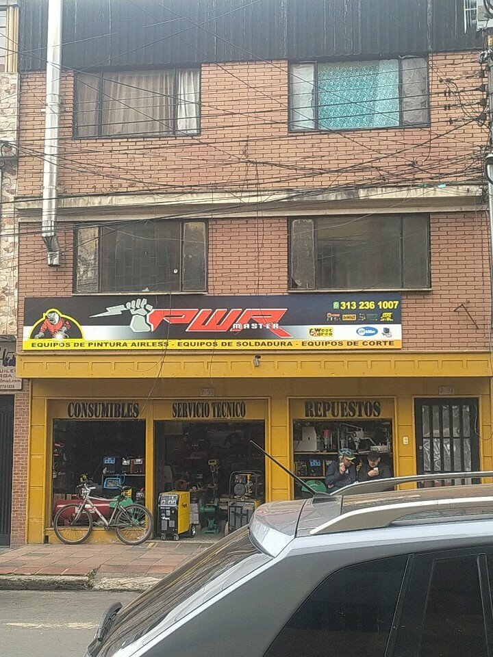 Elektrik ve benzinle çalışan aletler Pwr Master, Bogota, foto