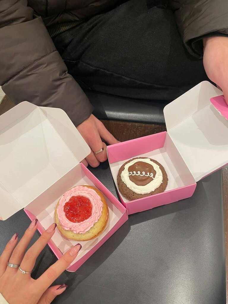 Pasta, şekerleme ve tatlı Crumbles, Moskova, foto