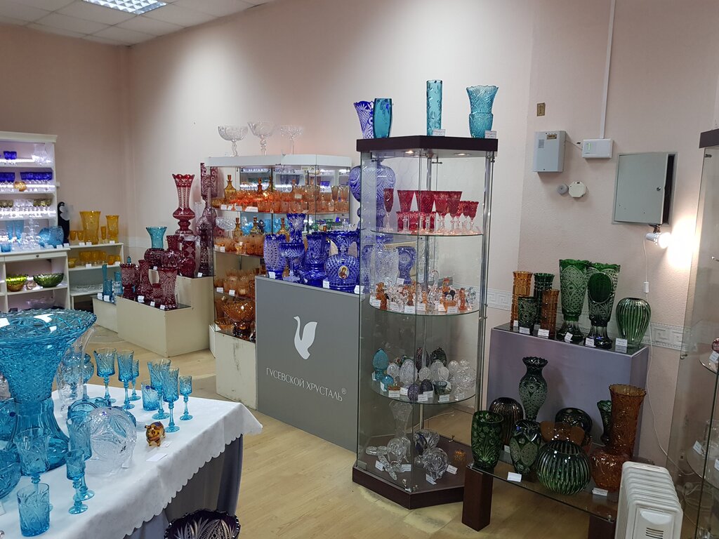 Züccaciye mağazaları Gusevskoy Hrustal, Gus‑Hrustalny, foto