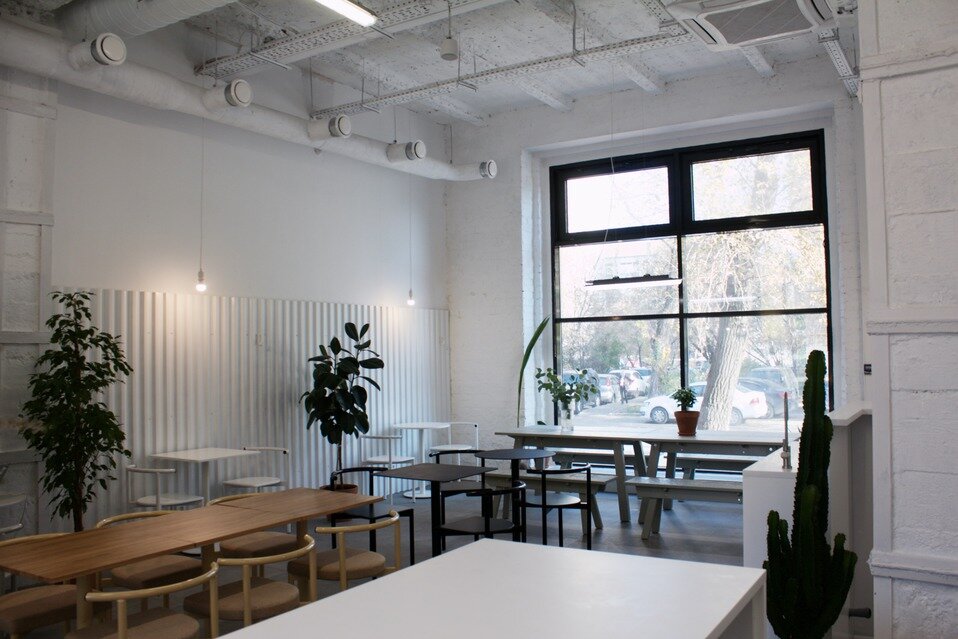 Kahve dükkanları Bloom-n-Brew Factoria, Moskova, foto