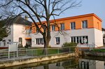 Základní škola a mateřská škola Srch, okres Pardubice (Pardubický kraj, Pardubice, Srch), i̇lkokul  Pardubice Bölgesi'den
