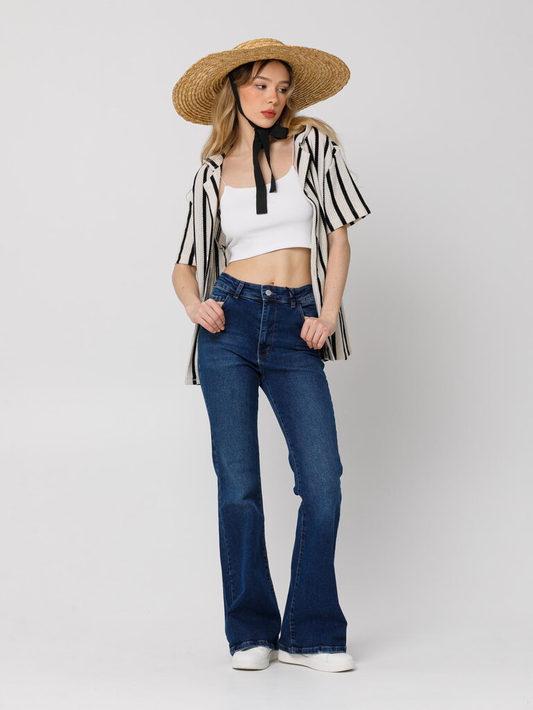 Giyim mağazası Outletium, Moskova, foto