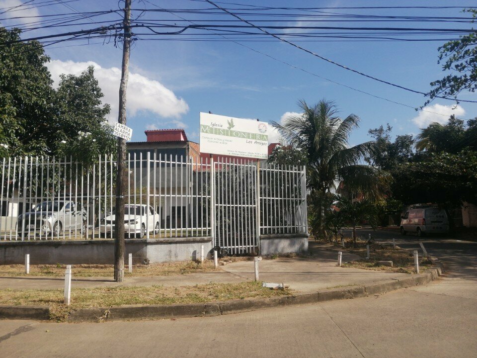 Dini dernekler Iglesia Misionera Los Amigos, Santa‑Krus, foto