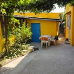 Гостевой дом Зинаида (улица Гагарина No:69), otel  Sudak'tan
