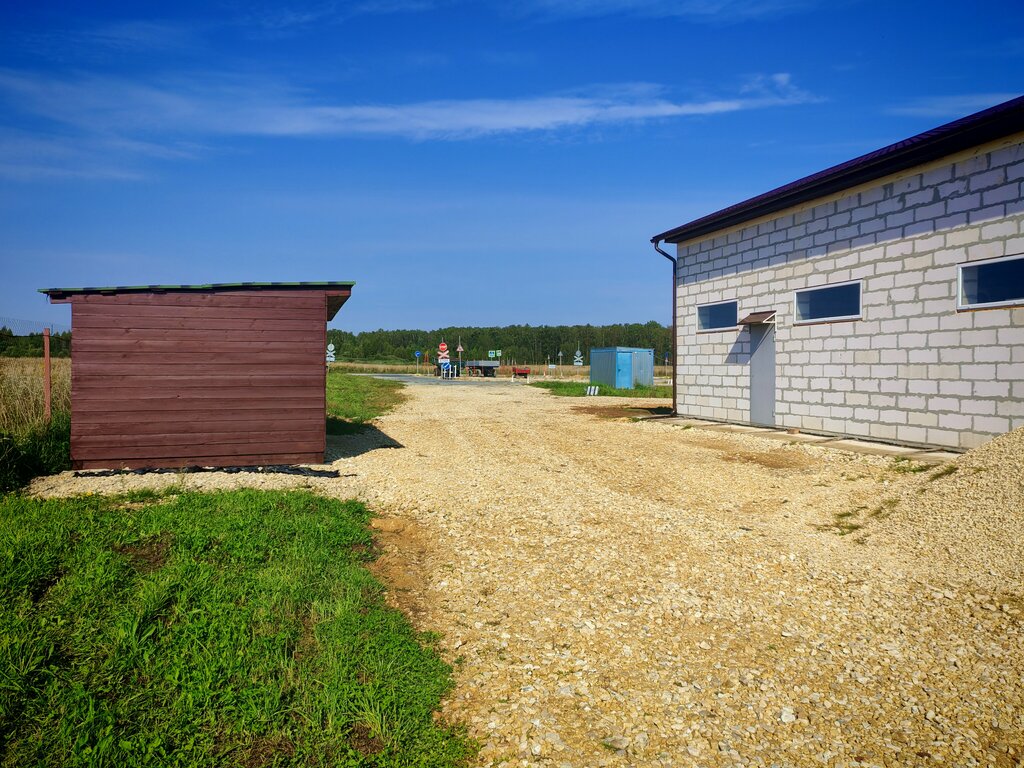 Ehliyet sınav alanı Трактородром, Kalujskaya oblastı, foto