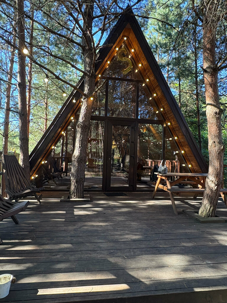 Resort oteller, tesisler Шале у леса, Kurskaya oblastı, foto