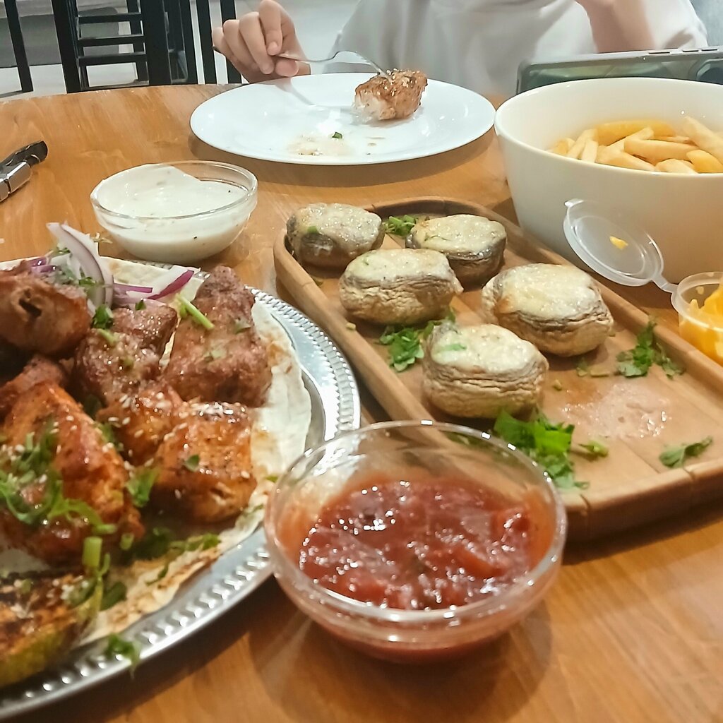 Kafe Шашлычный двор 1, Tambov, foto