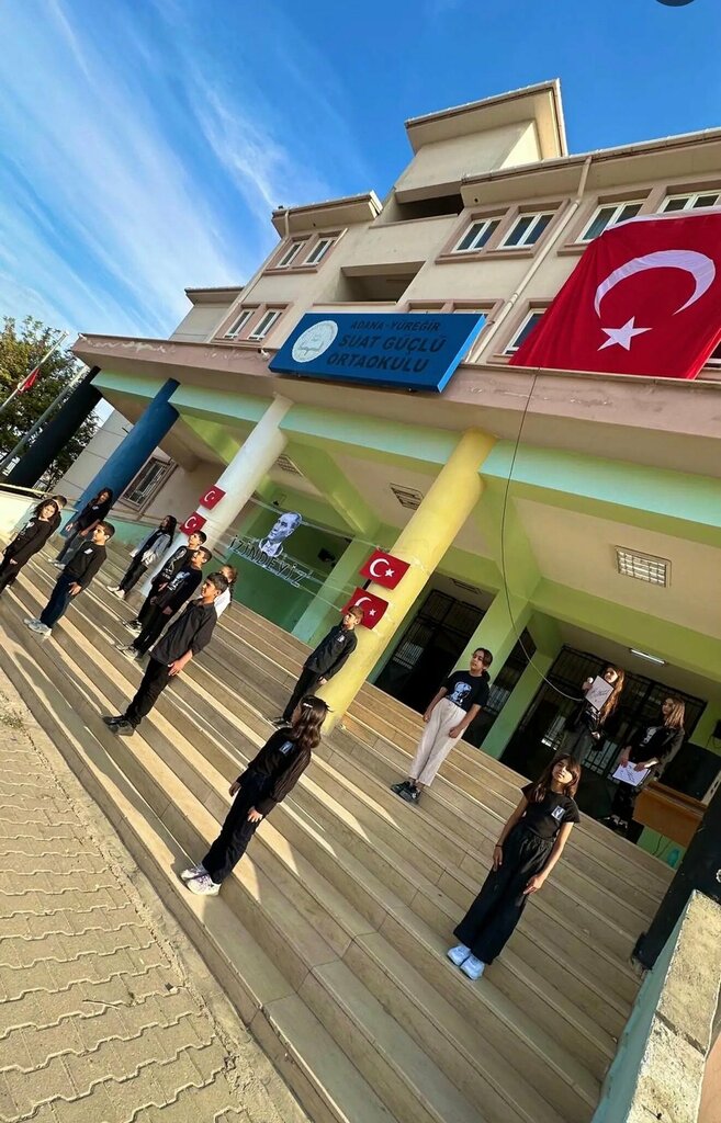 Ortaokul Suat Güçlü Ortaokulu, Adana, foto