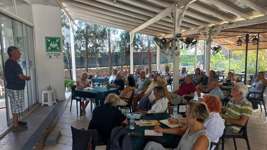 Kafe Gümüşlük Briç Spor Kulübü, Bodrum, foto