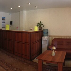 Grad Hotel (Lomonosova Street No:19, Cherepovets), otel  Cherepovets'ten